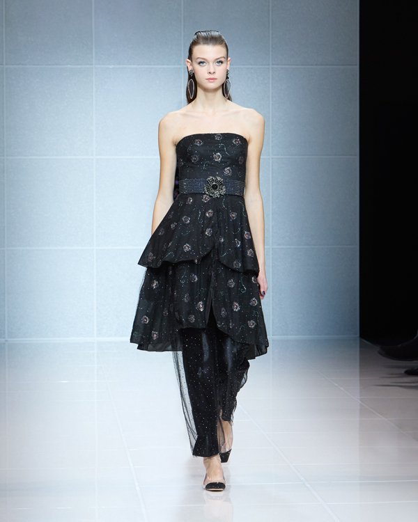 Giorgio Armani Fall/Winter 2024-2025 Ready-to-Wear Collection | Azyaamode